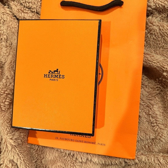 Hermes | Bags | Herms Orange Gift Box And Bag | Poshmark